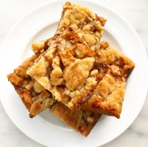 Apple Shortbread Bars | e2 bakes brooklyn