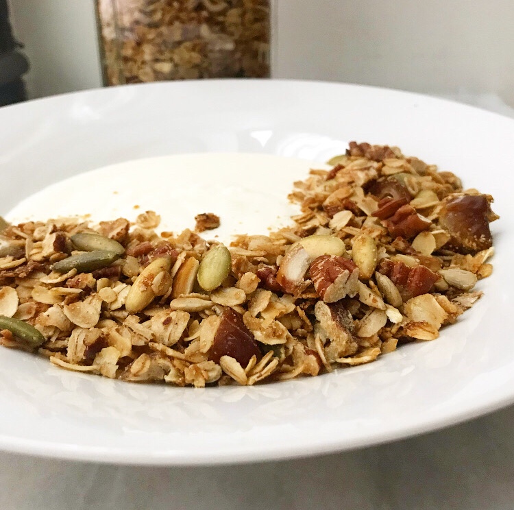 10 Minute Stovetop Granola | e2 bakes brooklyn