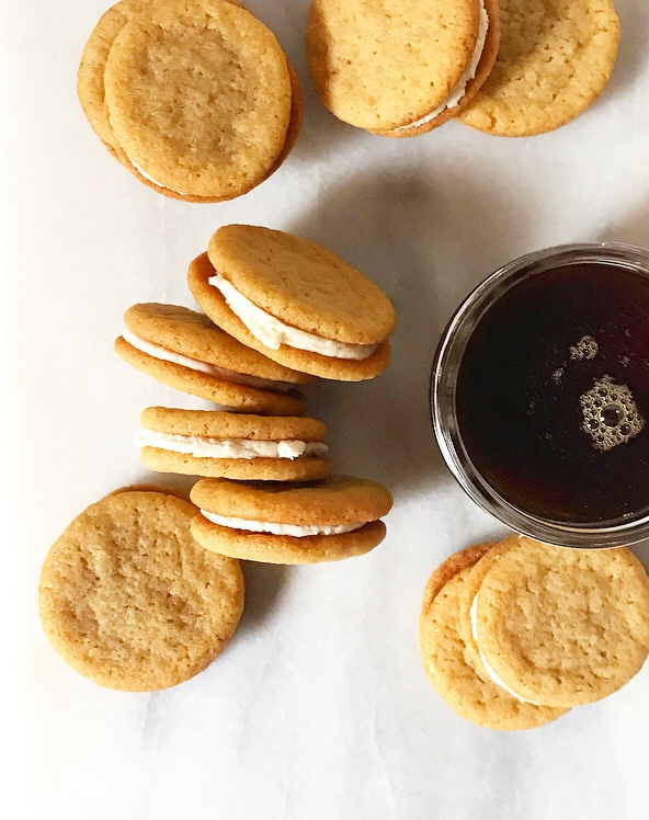 Maple Creme Sandwich Cookies | e2 bakes brooklyn