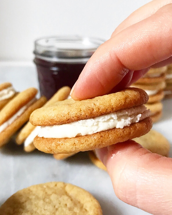 Maple Creme Sandwich Cookies | e2 bakes brooklyn