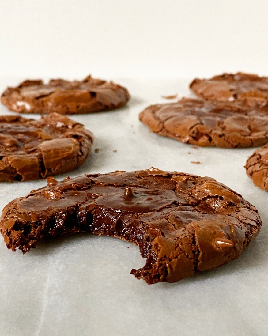 Flourless Chocolate Cookies | e2 bakes brooklyn