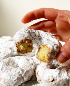 Powdered Doughnuts | e2 bakes brooklyn