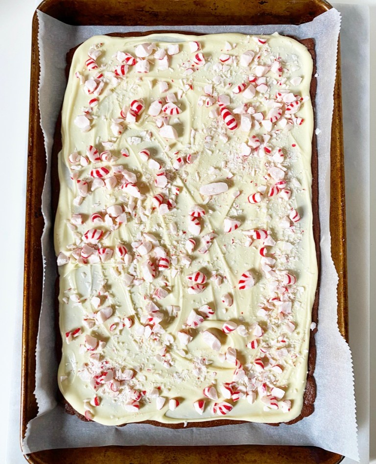 Peppermint Bark Cookies | e2 bakes brooklyn