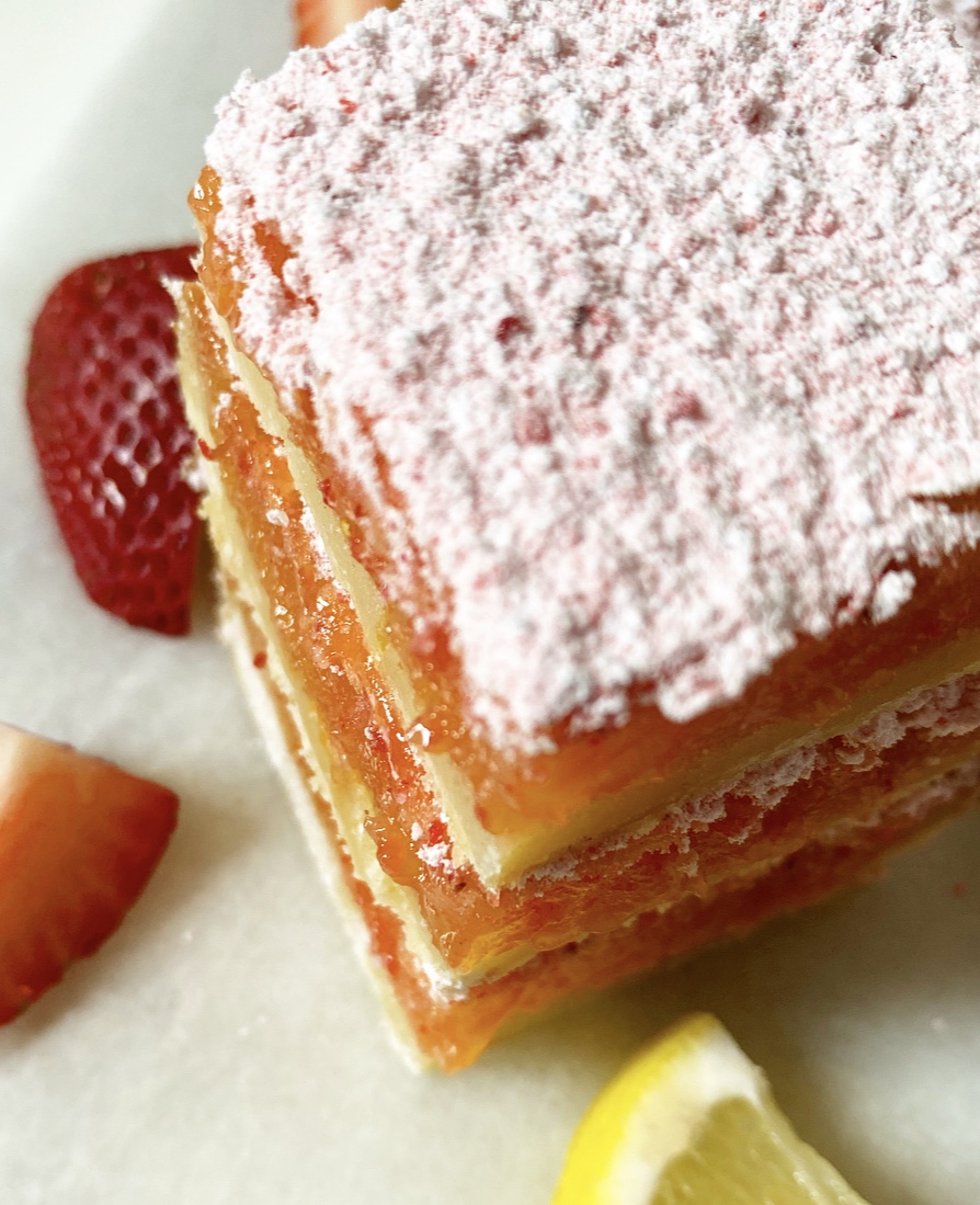 Strawberry Lemon Bars | e2 bakes brooklyn