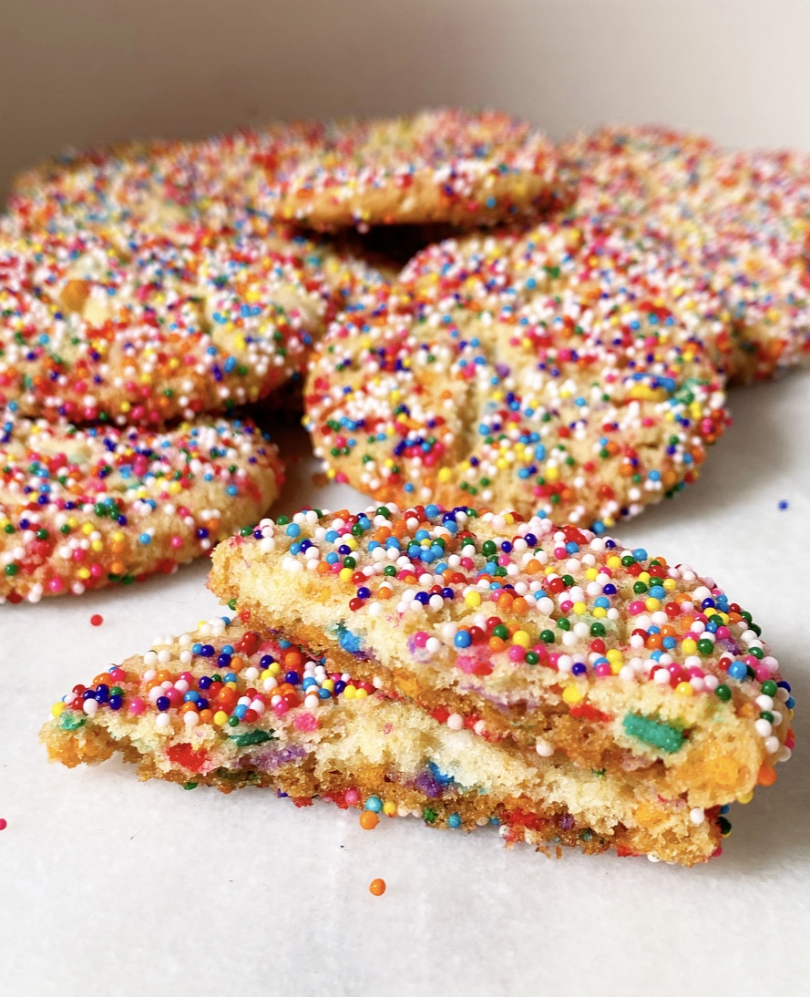 Crispy, Crunchy Sprinkle Sugar Cookies | e2 bakes brooklyn