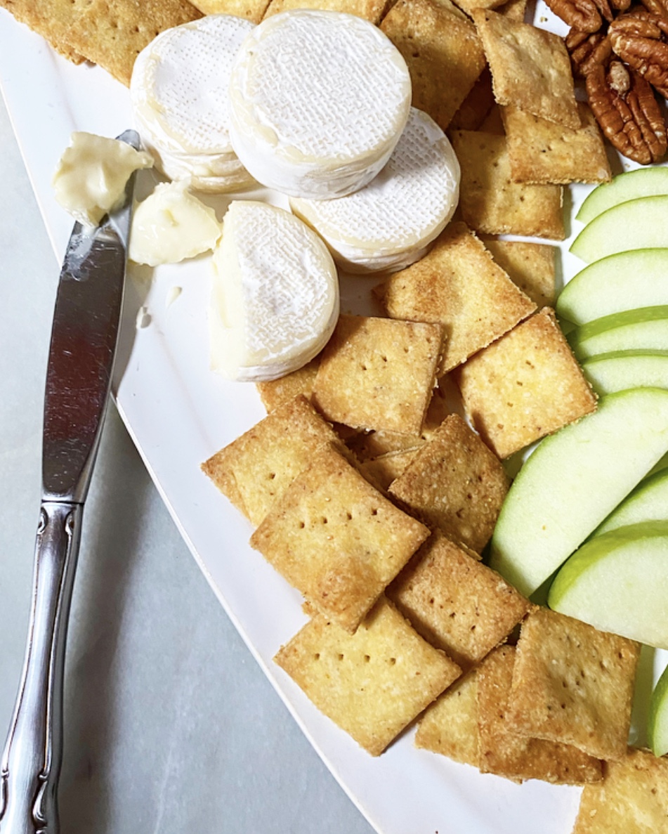 Cornbread Crackers | e2 bakes brooklyn